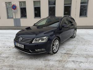 Blue Volkswagen Passat B7 2013 in Jelgava, with an engine capacity of 2.00 L and mileage of 238 thousand km for 5450 €, photo  on AUTOMOTO.COM.LV