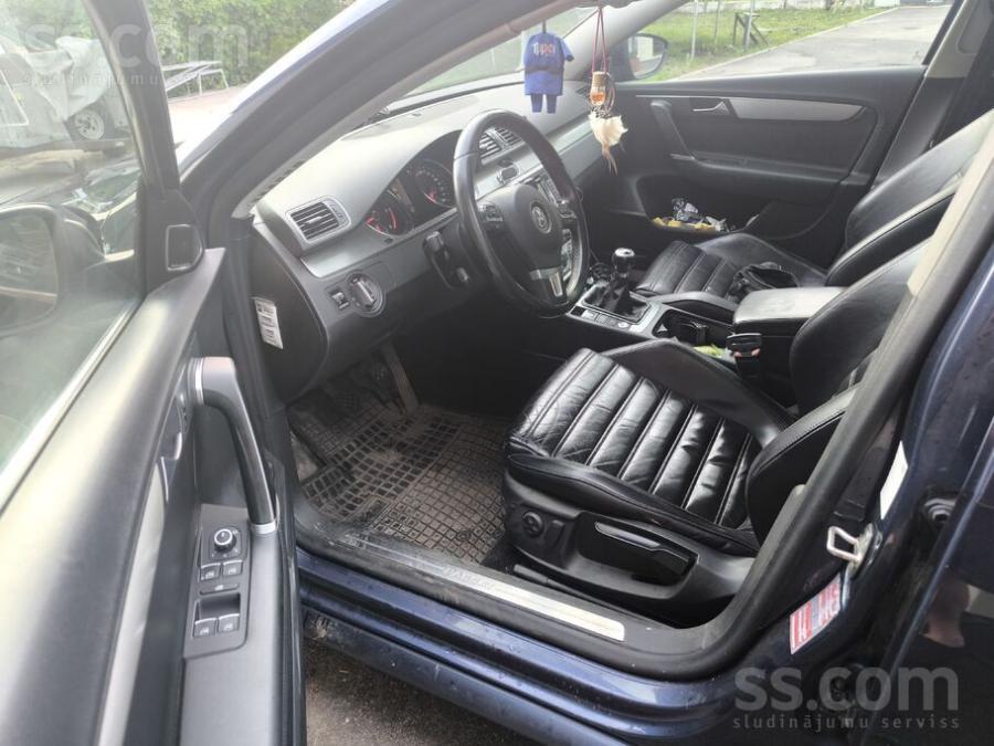 Zils Volkswagen Passat B7 2013 Jūrmala, ar dzinēja tilpumu 1.60 L un nobraukumu 370 tūkst. km par 3500 €, foto 15 vietnē AUTOMOTO.COM.LV