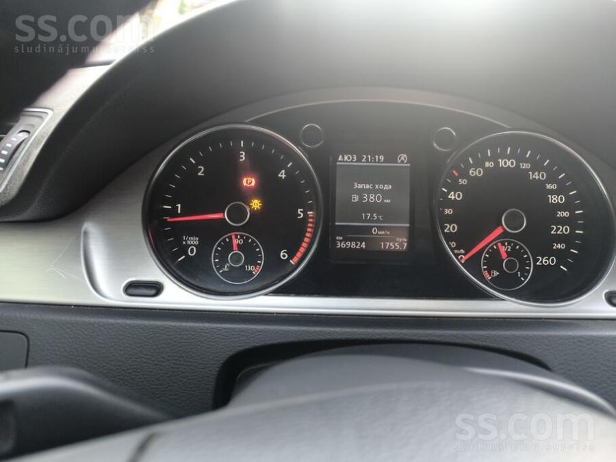 Zils Volkswagen Passat B7 2013 Jūrmala, ar dzinēja tilpumu 1.60 L un nobraukumu 370 tūkst. km par 3500 €, foto 17 vietnē AUTOMOTO.COM.LV