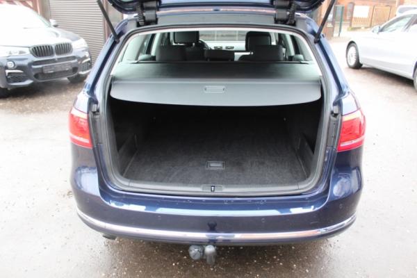 Zils Volkswagen Passat B7 2013 Rīga, ar dzinēja tilpumu 1.60 L un nobraukumu 248 tūkst. km par 7200 €, foto 6 vietnē AUTOMOTO.COM.LV