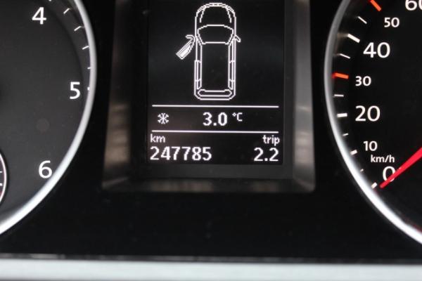 Zils Volkswagen Passat B7 2013 Rīga, ar dzinēja tilpumu 1.60 L un nobraukumu 248 tūkst. km par 7200 €, foto 10 vietnē AUTOMOTO.COM.LV
