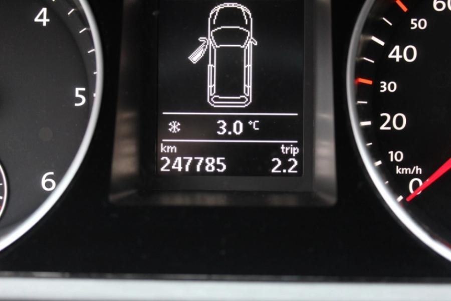 Zils Volkswagen Passat B7 2013 Rīga, ar dzinēja tilpumu 1.60 L un nobraukumu 248 tūkst. km par 7200 €, foto 11 vietnē AUTOMOTO.COM.LV