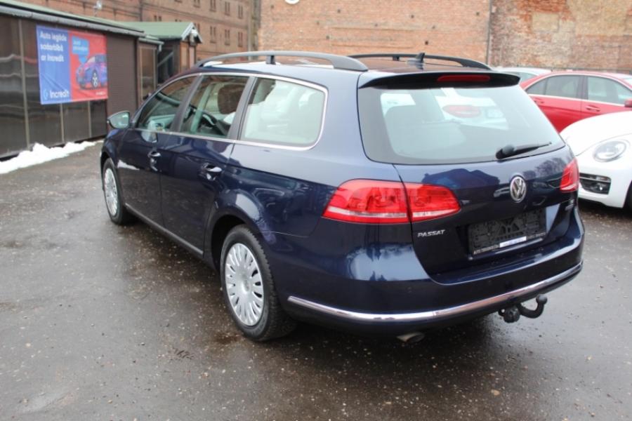 Zils Volkswagen Passat B7 2013 Rīga, ar dzinēja tilpumu 1.60 L un nobraukumu 248 tūkst. km par 7200 €, foto 17 vietnē AUTOMOTO.COM.LV