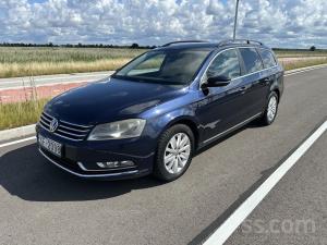 Zils Volkswagen Passat B7 2013 Liepāja, ar dzinēja tilpumu 2.00 L un nobraukumu 298 tūkst. km par 6300 €, foto 1 vietnē AUTOMOTO.COM.LV