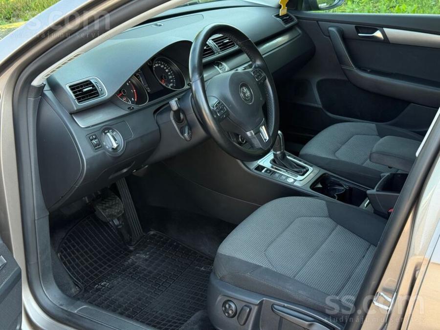Brown Volkswagen Passat B7 2011 in Riga, with an engine capacity of 1.80 L and mileage of 182 thousand km for 3880 €, photo 8 on AUTOMOTO.COM.LV