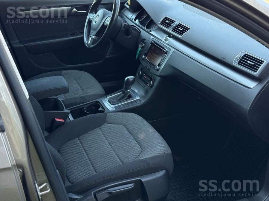 Brown Volkswagen Passat B7 2011 in Riga, with an engine capacity of 1.80 L and mileage of 182 thousand km for 3880 €, photo 11 on AUTOMOTO.COM.LV