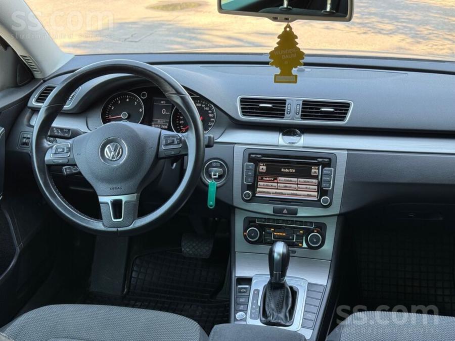 Brown Volkswagen Passat B7 2011 in Riga, with an engine capacity of 1.80 L and mileage of 182 thousand km for 3880 €, photo 12 on AUTOMOTO.COM.LV