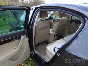 Brown Volkswagen Passat B7 2011 in Riga, with an engine capacity of 2.00 L and mileage of 320 thousand km for 5200 €, photo 4 on AUTOMOTO.COM.LV