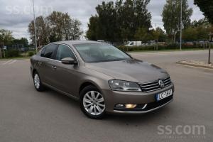 Brown Volkswagen Passat B7 2011 in Riga, with an engine capacity of 2.00 L and mileage of 379 thousand km for 2490 €, photo 3 on AUTOMOTO.COM.LV