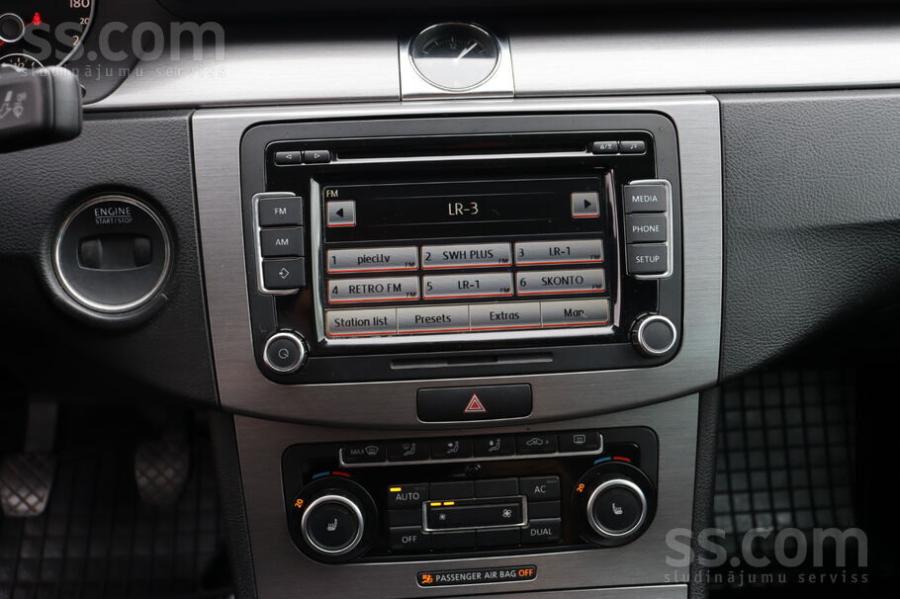 Brown Volkswagen Passat B7 2011 in Riga, with an engine capacity of 2.00 L and mileage of 379 thousand km for 2490 €, photo 15 on AUTOMOTO.COM.LV