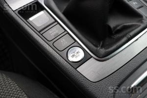 Brown Volkswagen Passat B7 2011 in Riga, with an engine capacity of 2.00 L and mileage of 379 thousand km for 2490 €, photo 16 on AUTOMOTO.COM.LV