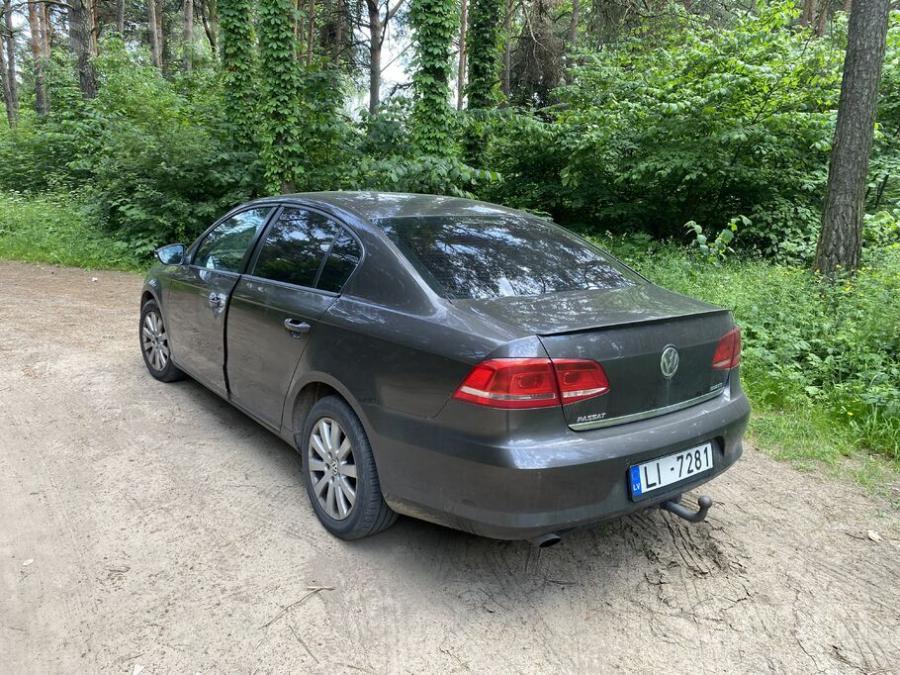 Brūns Volkswagen Passat B7 2012 Rīga, ar dzinēja tilpumu 1.60 L un nobraukumu 420 tūkst. km par 3700 €, foto 1 vietnē AUTOMOTO.COM.LV