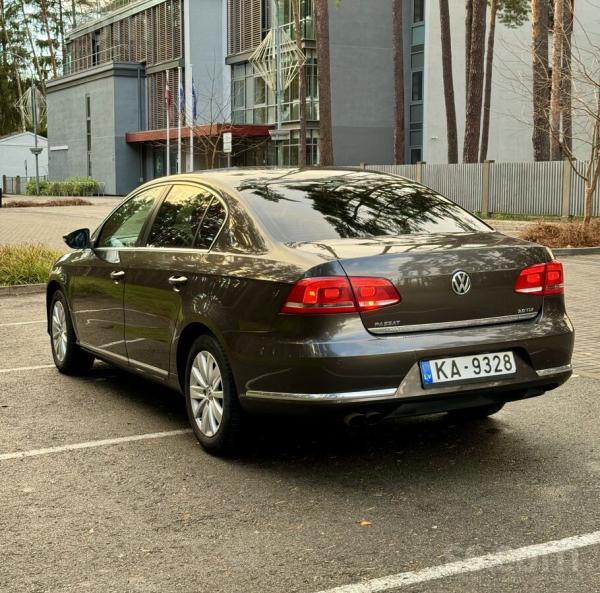 Brown Volkswagen Passat B7 2012 in Riga, with an engine capacity of 2.00 L and mileage of 227 thousand km for 6290 €, photo 4 on AUTOMOTO.COM.LV