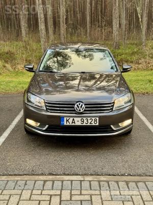 Brown Volkswagen Passat B7 2012 in Riga, with an engine capacity of 2.00 L and mileage of 227 thousand km for 6290 €, photo 7 on AUTOMOTO.COM.LV