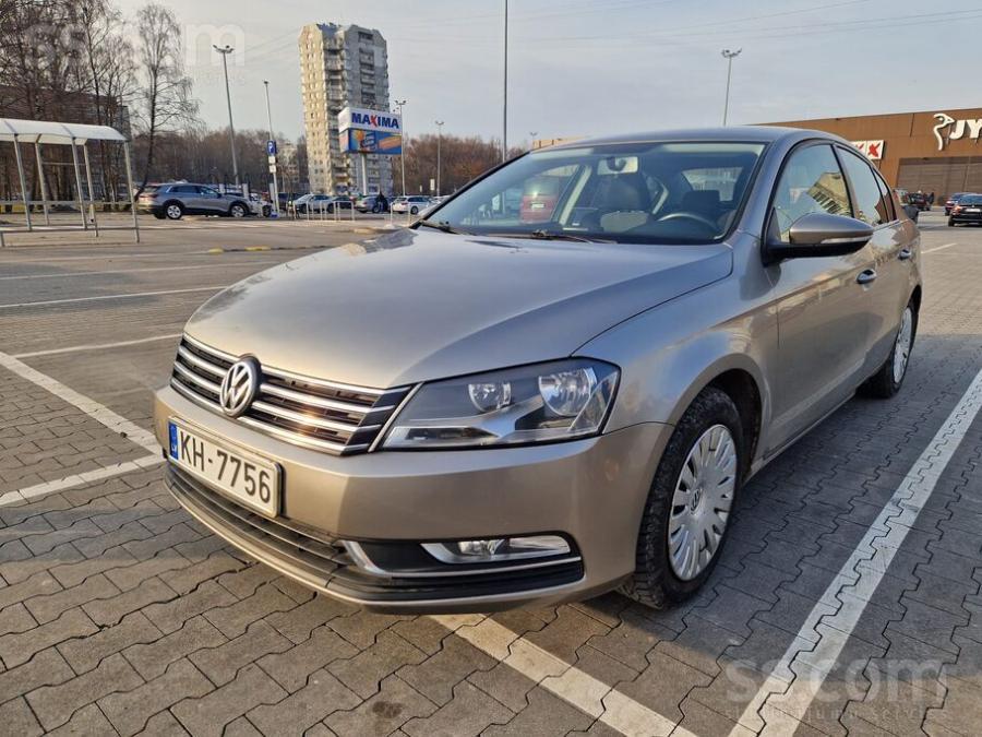 Brūns Volkswagen Passat B7 2013 Rīga, ar dzinēja tilpumu 1.40 L un nobraukumu 220 tūkst. km par 3350 €, foto 1 vietnē AUTOMOTO.COM.LV