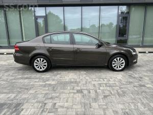 Brown Volkswagen Passat B7 2013 in Riga, with an engine capacity of 1.40 L and mileage of 330 thousand km for 4300 €, photo 3 on AUTOMOTO.COM.LV