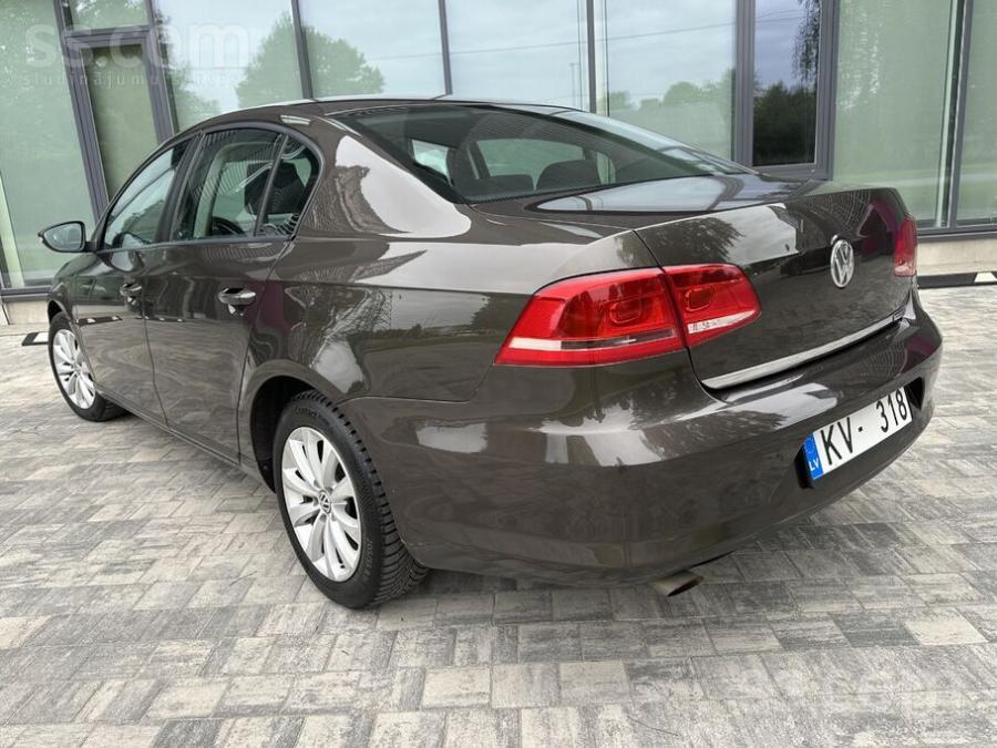Brown Volkswagen Passat B7 2013 in Riga, with an engine capacity of 1.40 L and mileage of 330 thousand km for 4300 €, photo 5 on AUTOMOTO.COM.LV