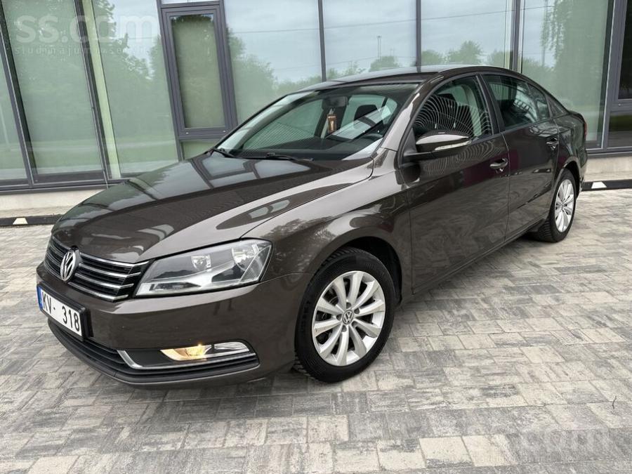 Brown Volkswagen Passat B7 2013 in Riga, with an engine capacity of 1.40 L and mileage of 330 thousand km for 4300 €, photo 7 on AUTOMOTO.COM.LV