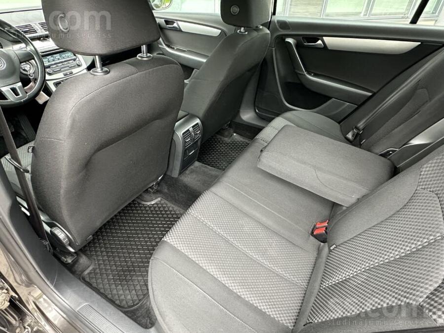 Brown Volkswagen Passat B7 2013 in Riga, with an engine capacity of 1.40 L and mileage of 330 thousand km for 4300 €, photo 11 on AUTOMOTO.COM.LV