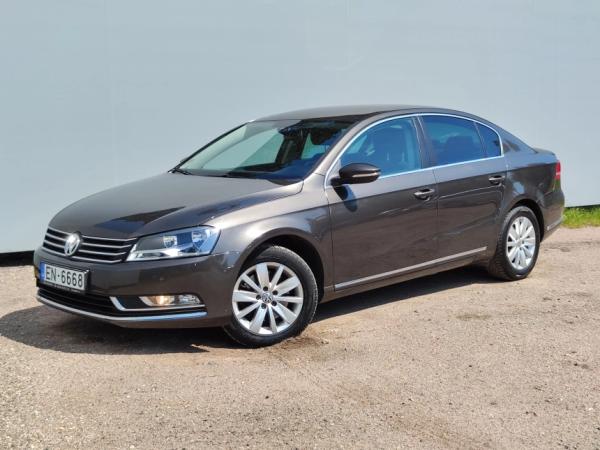 Brown Volkswagen Passat B7 2013 in Riga, with an engine capacity of 1.40 L and mileage of 185 thousand km for 6800 €, photo 1 on AUTOMOTO.COM.LV
