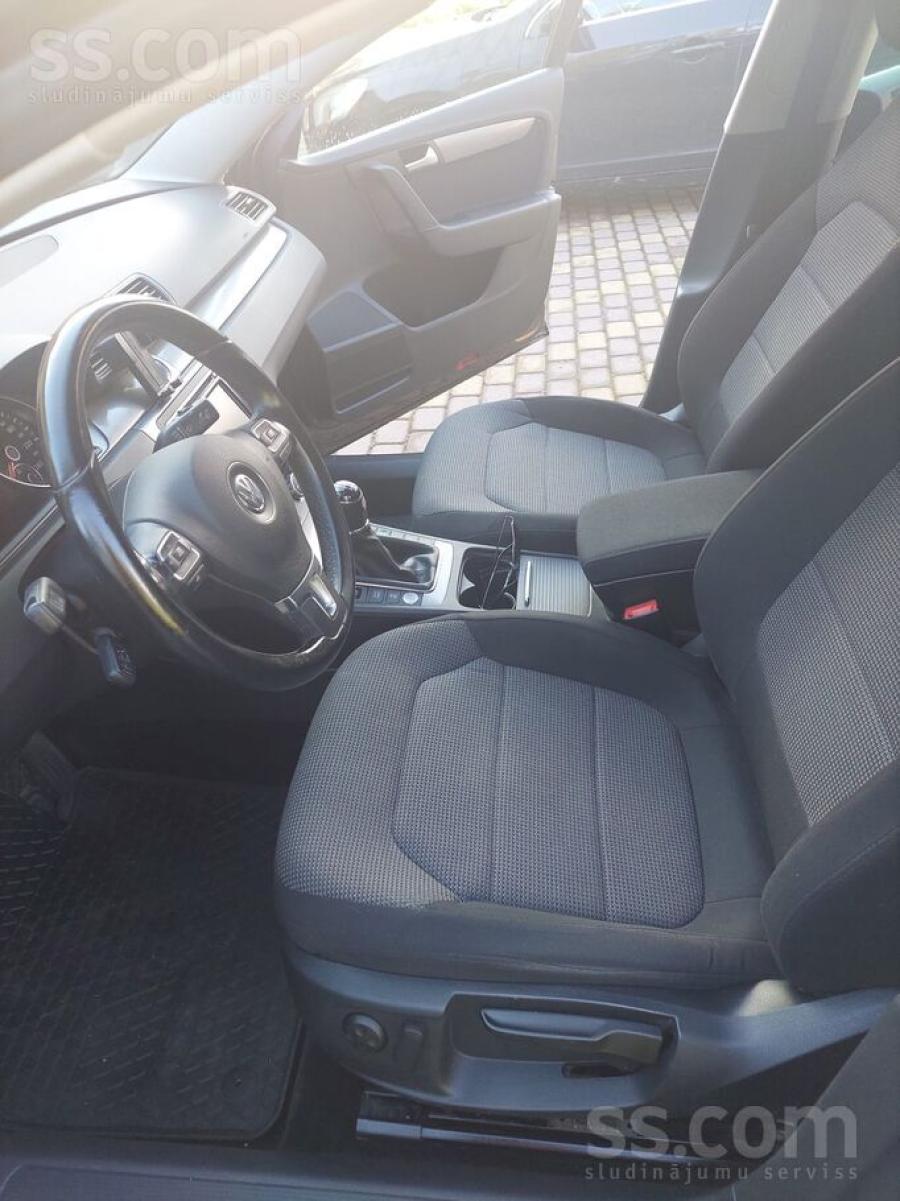 Brūns Volkswagen Passat B7 2014 Jelgava, ar dzinēja tilpumu 2.00 L un nobraukumu 155 tūkst. km par 7500 €, foto 4 vietnē AUTOMOTO.COM.LV