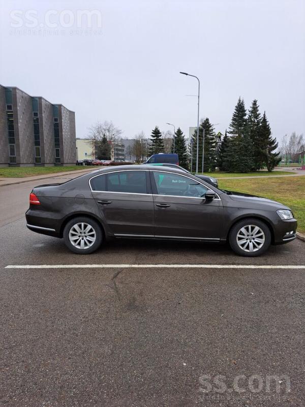 Brūns Volkswagen Passat B7 2014 Rīga, ar dzinēja tilpumu 2.00 L un nobraukumu 114 tūkst. km par 8500 €, foto 2 vietnē AUTOMOTO.COM.LV