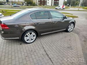 Brūns Volkswagen Passat B7 2014 Rīga, ar dzinēja tilpumu 2.00 L un nobraukumu 182 tūkst. km par 6863 €, foto 18 vietnē AUTOMOTO.COM.LV