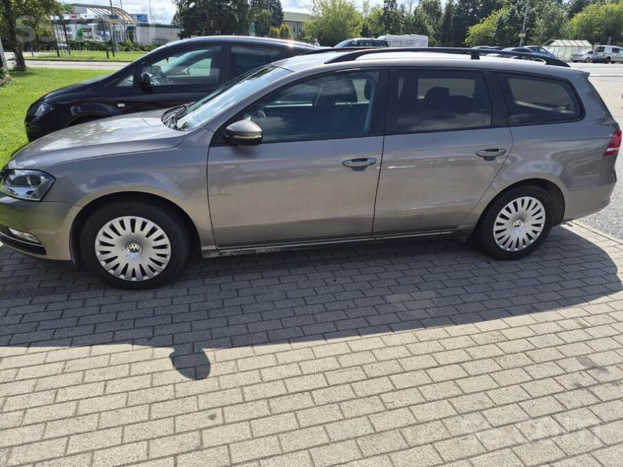 Brūns Volkswagen Passat B7 2011 Rīga, ar dzinēja tilpumu 2.00 L un nobraukumu 190 tūkst. km par 5799 €, foto 5 vietnē AUTOMOTO.COM.LV