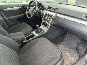 Brūns Volkswagen Passat B7 2011 Rīga, ar dzinēja tilpumu 2.00 L un nobraukumu 190 tūkst. km par 5799 €, foto 12 vietnē AUTOMOTO.COM.LV