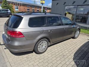 Brūns Volkswagen Passat B7 2011 Rīga, ar dzinēja tilpumu 2.00 L un nobraukumu 190 tūkst. km par 5799 €, foto 15 vietnē AUTOMOTO.COM.LV