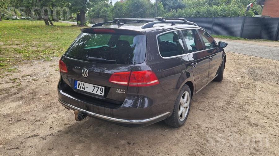 Brūns Volkswagen Passat B7 2011 Rīga, ar dzinēja tilpumu 2.00 L un nobraukumu 305 tūkst. km par 3500 €, foto 5 vietnē AUTOMOTO.COM.LV
