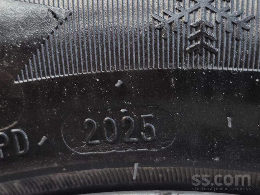 Коричневый Фольксваген Пассат Б7 2011 в Рига, объемом двигателя 2.00 л и пробегом 240 тыс. км за 3700 €, фото 15 на AUTOMOTO.COM.LV