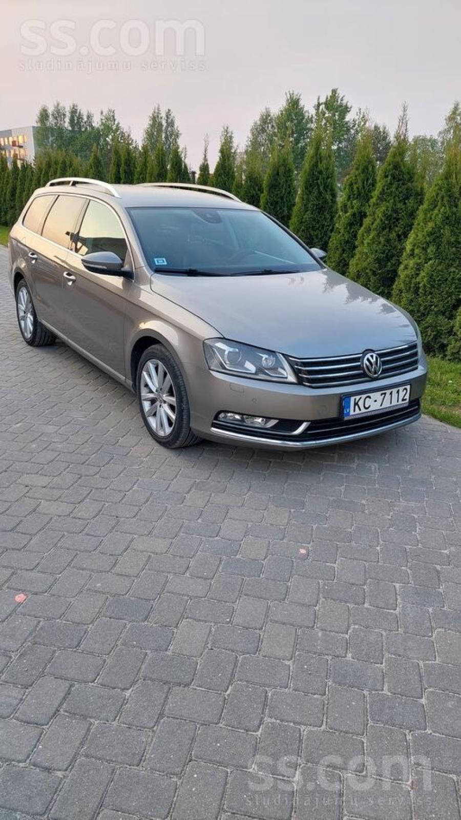 Brown Volkswagen Passat B7 2012 in Valmiera, with an engine capacity of 2.00 L and mileage of 263 thousand km for 5100 €, photo 1 on AUTOMOTO.COM.LV