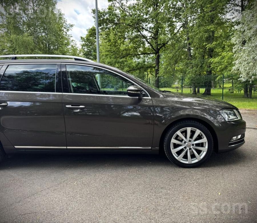 Brūns Volkswagen Passat B7 2012 Jūrmala, ar dzinēja tilpumu 2.00 L un nobraukumu 191 tūkst. km par 6800 €, foto 15 vietnē AUTOMOTO.COM.LV