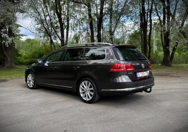 Brown Volkswagen Passat B7 2012 in Jurmala, with an engine capacity of 2.00 L and mileage of 191 thousand km for 1 €, photo 5 on AUTOMOTO.COM.LV