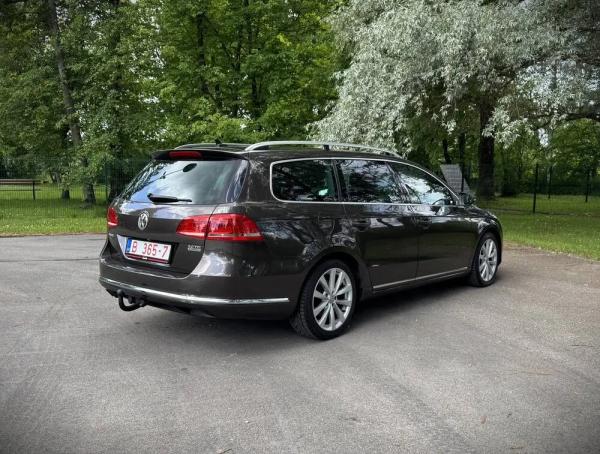 Brown Volkswagen Passat B7 2012 in Jurmala, with an engine capacity of 2.00 L and mileage of 191 thousand km for 1 €, photo 6 on AUTOMOTO.COM.LV