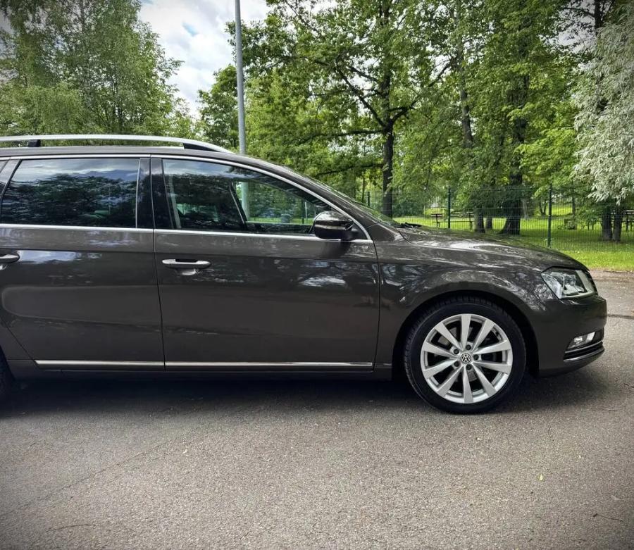 Brūns Volkswagen Passat B7 2012 Jūrmala, ar dzinēja tilpumu 2.00 L un nobraukumu 191 tūkst. km par 1 €, foto 15 vietnē AUTOMOTO.COM.LV