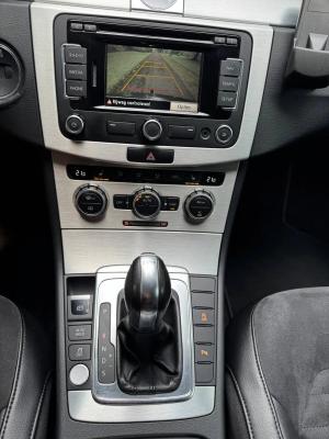 Brūns Volkswagen Passat B7 2012 Jūrmala, ar dzinēja tilpumu 2.00 L un nobraukumu 191 tūkst. km par 1 €, foto 25 vietnē AUTOMOTO.COM.LV