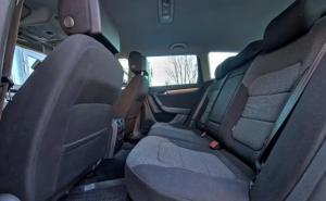 Brown Volkswagen Passat B7 2012 in Riga, with an engine capacity of 1.60 L and mileage of 401 thousand km for 3990 €, photo 5 on AUTOMOTO.COM.LV