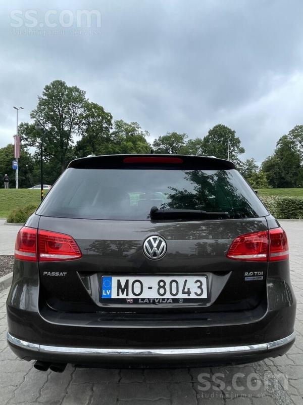 Brūns Volkswagen Passat B7 2012 Jelgava, ar dzinēja tilpumu 2.00 L un nobraukumu 302 tūkst. km par 5200 €, foto 4 vietnē AUTOMOTO.COM.LV