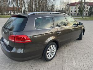 Brown Volkswagen Passat B7 2013 in Riga, with an engine capacity of 2.00 L and mileage of 273 thousand km for 4800 €, photo 5 on AUTOMOTO.COM.LV