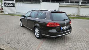 Brown Volkswagen Passat B7 2013 in Riga, with an engine capacity of 2.00 L and mileage of 320 thousand km for 4500 €, photo 5 on AUTOMOTO.COM.LV
