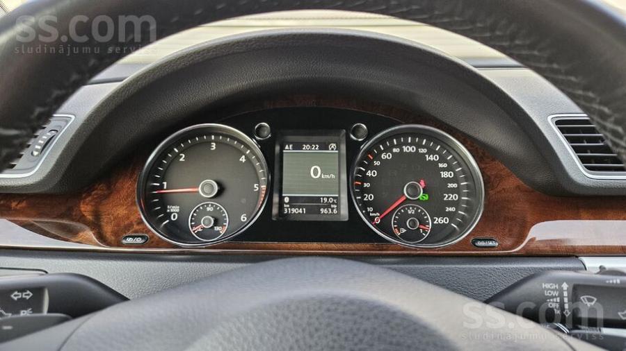 Brown Volkswagen Passat B7 2013 in Riga, with an engine capacity of 2.00 L and mileage of 320 thousand km for 4500 €, photo 16 on AUTOMOTO.COM.LV