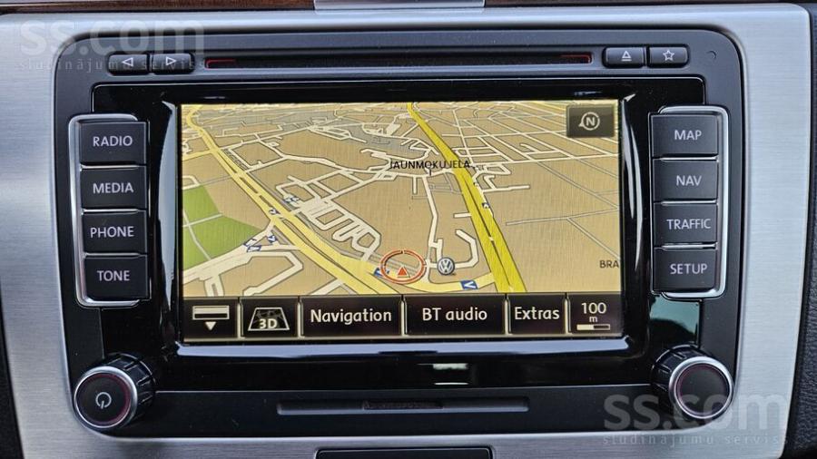 Brown Volkswagen Passat B7 2013 in Riga, with an engine capacity of 2.00 L and mileage of 320 thousand km for 4500 €, photo 21 on AUTOMOTO.COM.LV