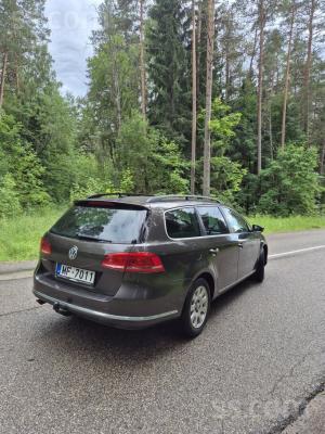 Brūns Volkswagen Passat B7 2013 Daugavpils, ar dzinēja tilpumu 1.40 L un nobraukumu 257 tūkst. km par 2700 €, foto 5 vietnē AUTOMOTO.COM.LV