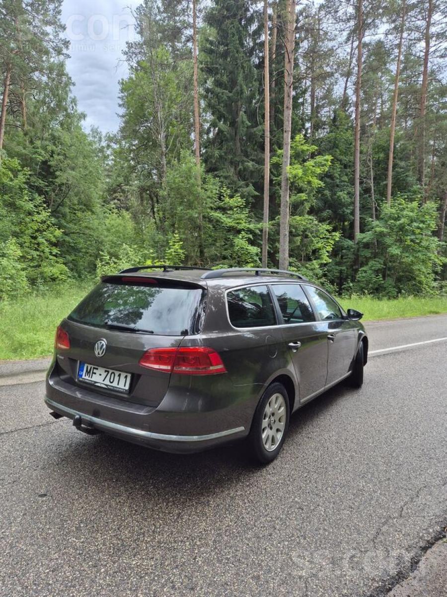 Brūns Volkswagen Passat B7 2013 Daugavpils, ar dzinēja tilpumu 1.40 L un nobraukumu 257 tūkst. km par 2700 €, foto 5 vietnē AUTOMOTO.COM.LV