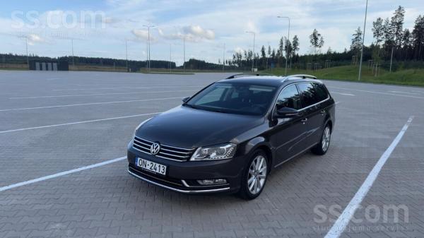 Brown Volkswagen Passat B7 2013 in Valmiera, with an engine capacity of 2.00 L and mileage of 332 thousand km for 5600 €, photo 2 on AUTOMOTO.COM.LV