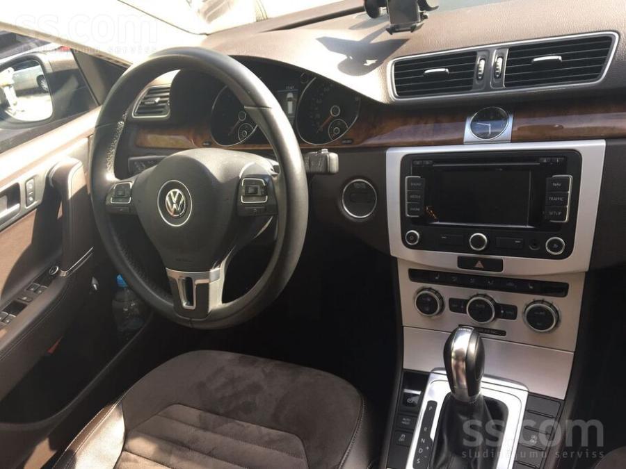 Brown Volkswagen Passat B7 2013 in Ogre, with an engine capacity of 2.00 L and mileage of 393 thousand km for 3200 €, photo 6 on AUTOMOTO.COM.LV