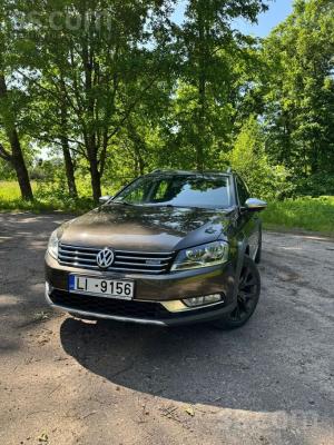 Brūns Volkswagen Passat B7 2014 Cēsis, ar dzinēja tilpumu 2.00 L un nobraukumu 522 tūkst. km par 6000 €, foto  vietnē AUTOMOTO.COM.LV