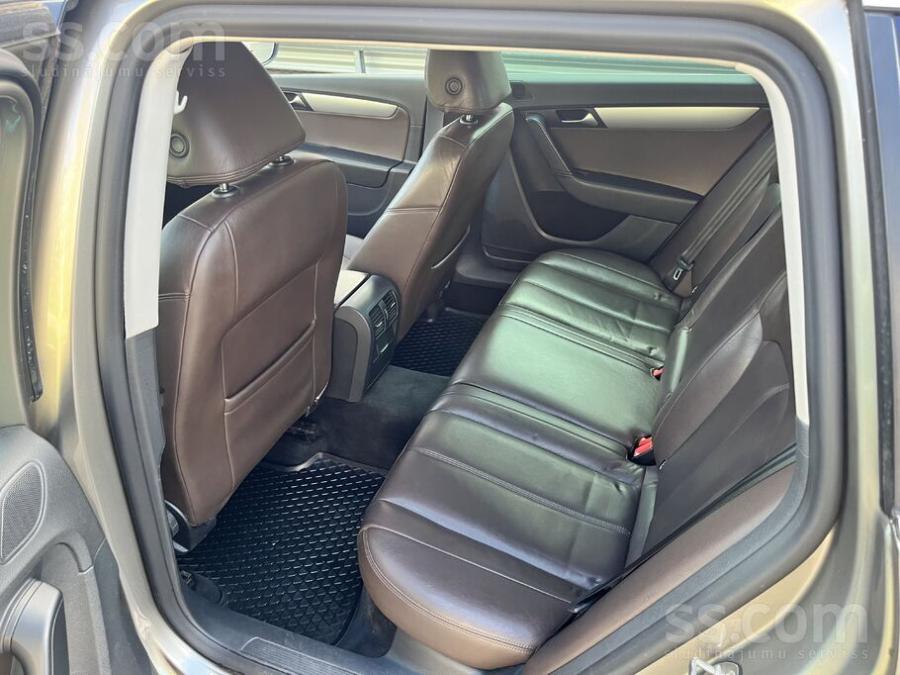 Brūns Volkswagen Passat B7 2014 Daugavpils, ar dzinēja tilpumu 1.60 L un nobraukumu 284 tūkst. km par 5800 €, foto 9 vietnē AUTOMOTO.COM.LV